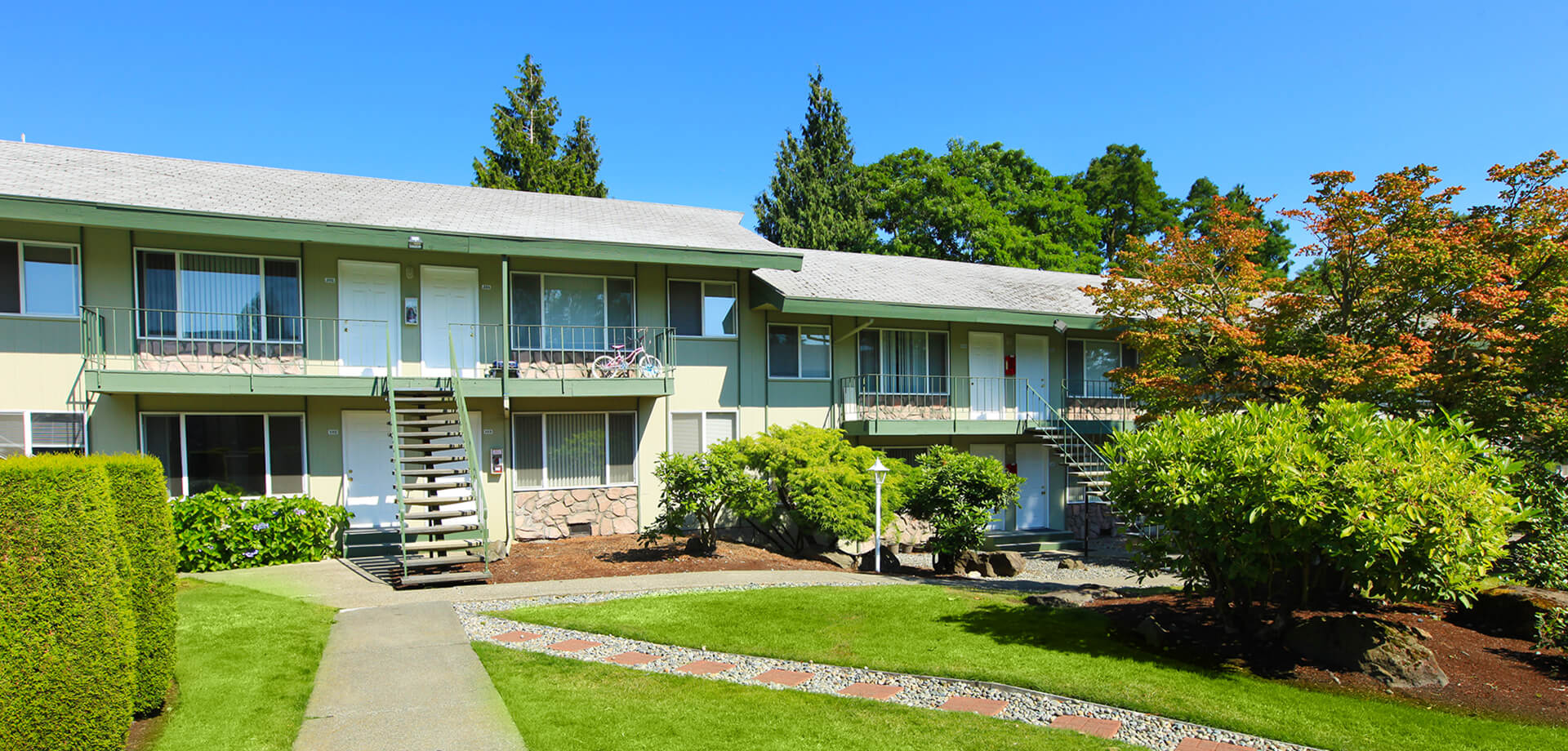 Crystal Manor - Apartments in SeaTac, WA